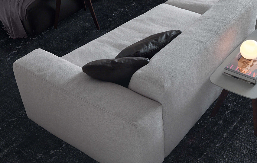 Daniel Sofa Collection / Sofas / Jesse / Henri Living