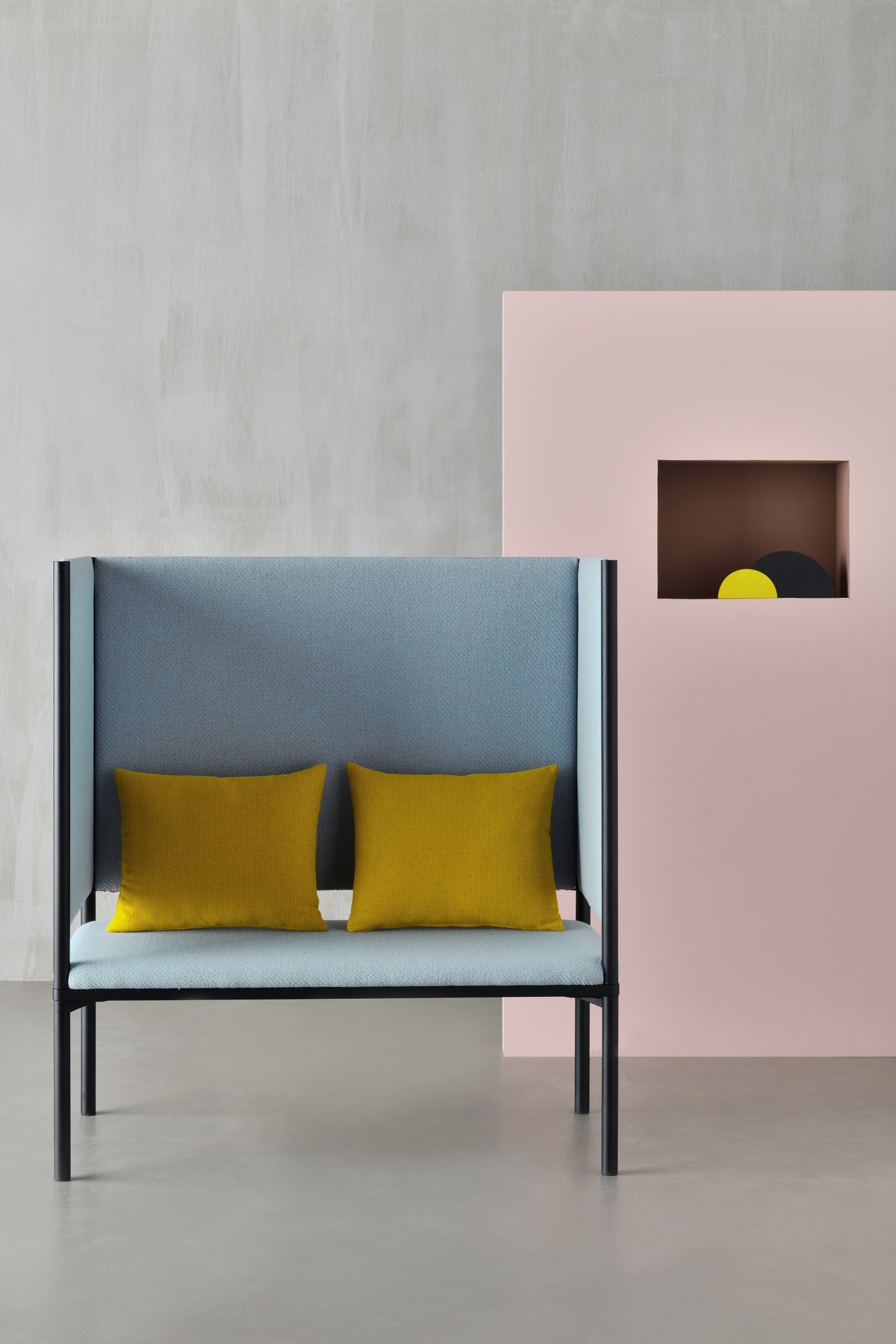 Plug Lounge / Lounge Chairs / Crassevig / Henri Living